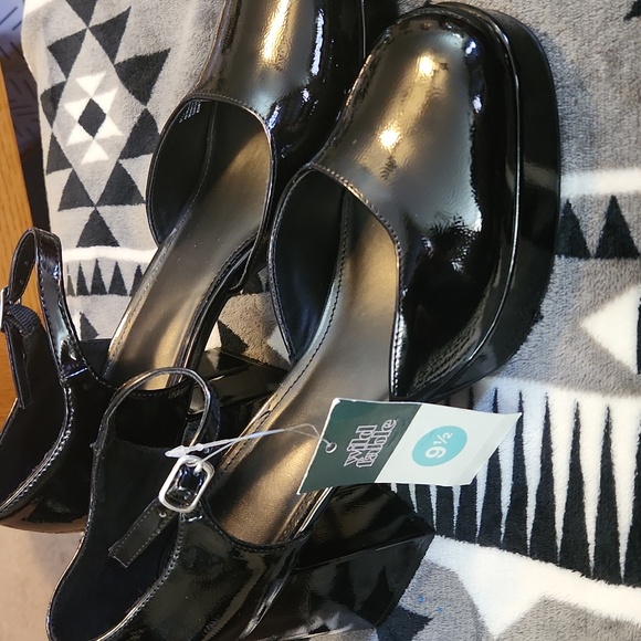 wild fable | Shoes | Wild Fable Chunky Block High Heel Buckle Ankle ...